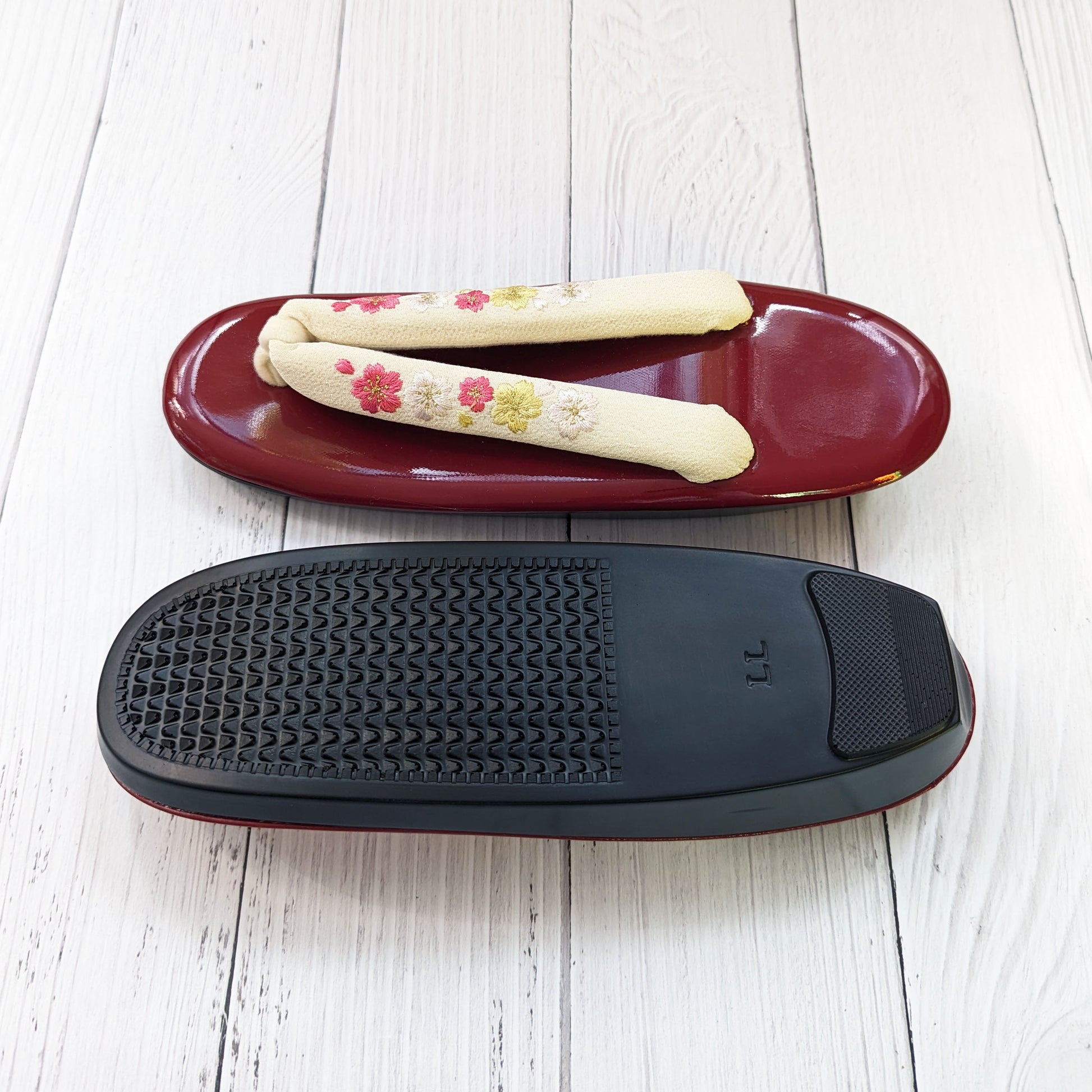 Japanese Traditional Zori Sandals - Cherry Blossoms Embroidery Maroon ...