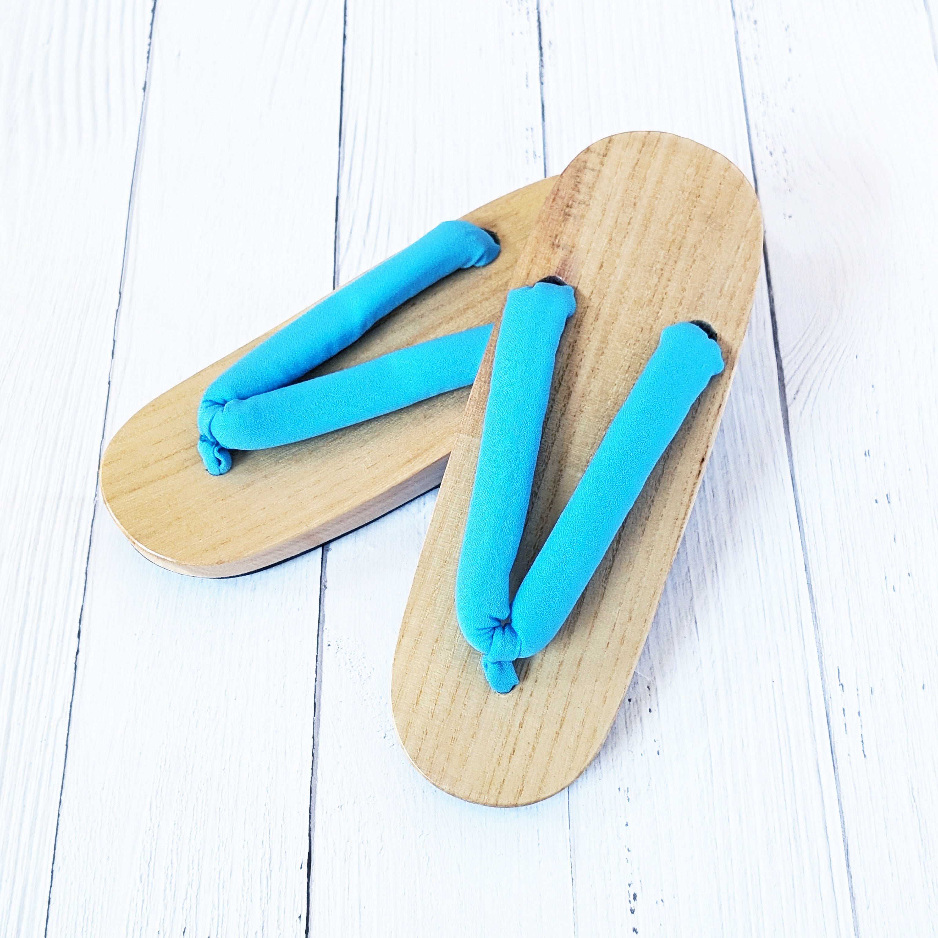 Japanese Traditional Women's Wooden Geta Sandals - Simple Blue – Modern ...